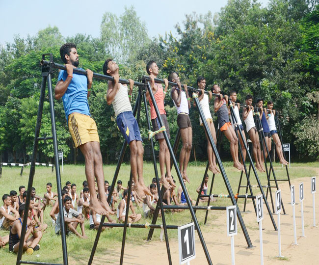 रांची में सेना भर्ती रैली, देश के लिए दौड़े युवा