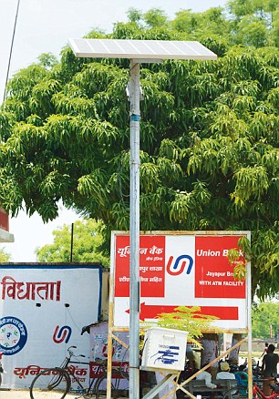 पीएम ने इस गांव को लिया था गोद, जानें क्‍या हो गए यहां के हालात - Modi ...