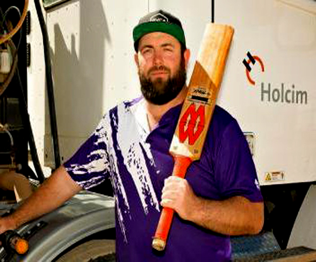 35 ओवर में तिहरा शतक ठोकने के बाद 'शॉक' में आया ये बल्लेबाज़, जानिए ...